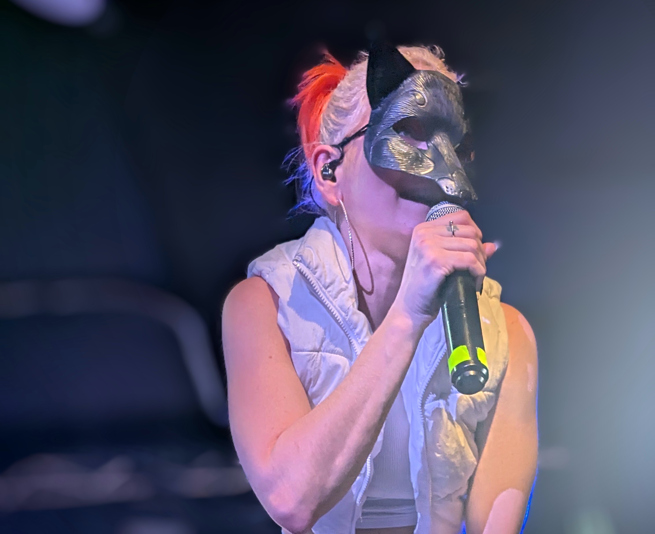 Antifuchs Live 2025 Hamburg: Rap-Poetin gegen Hass und Lüge