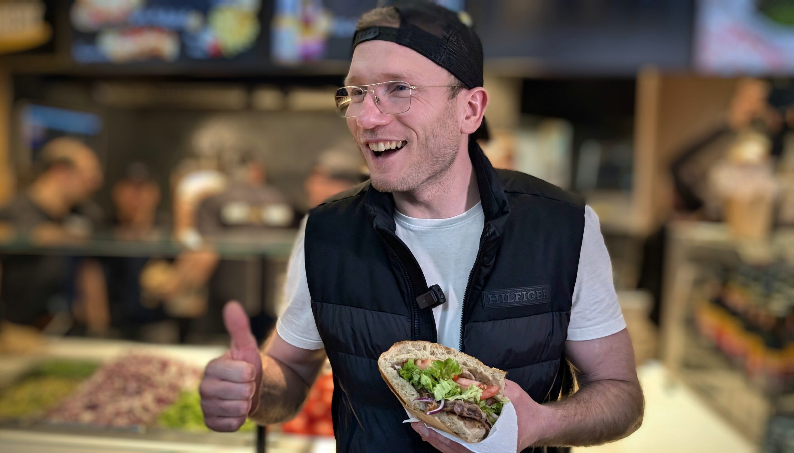 "Honest Kebab": Nach Opening Hamburg: Holle zeigt seinen Döner