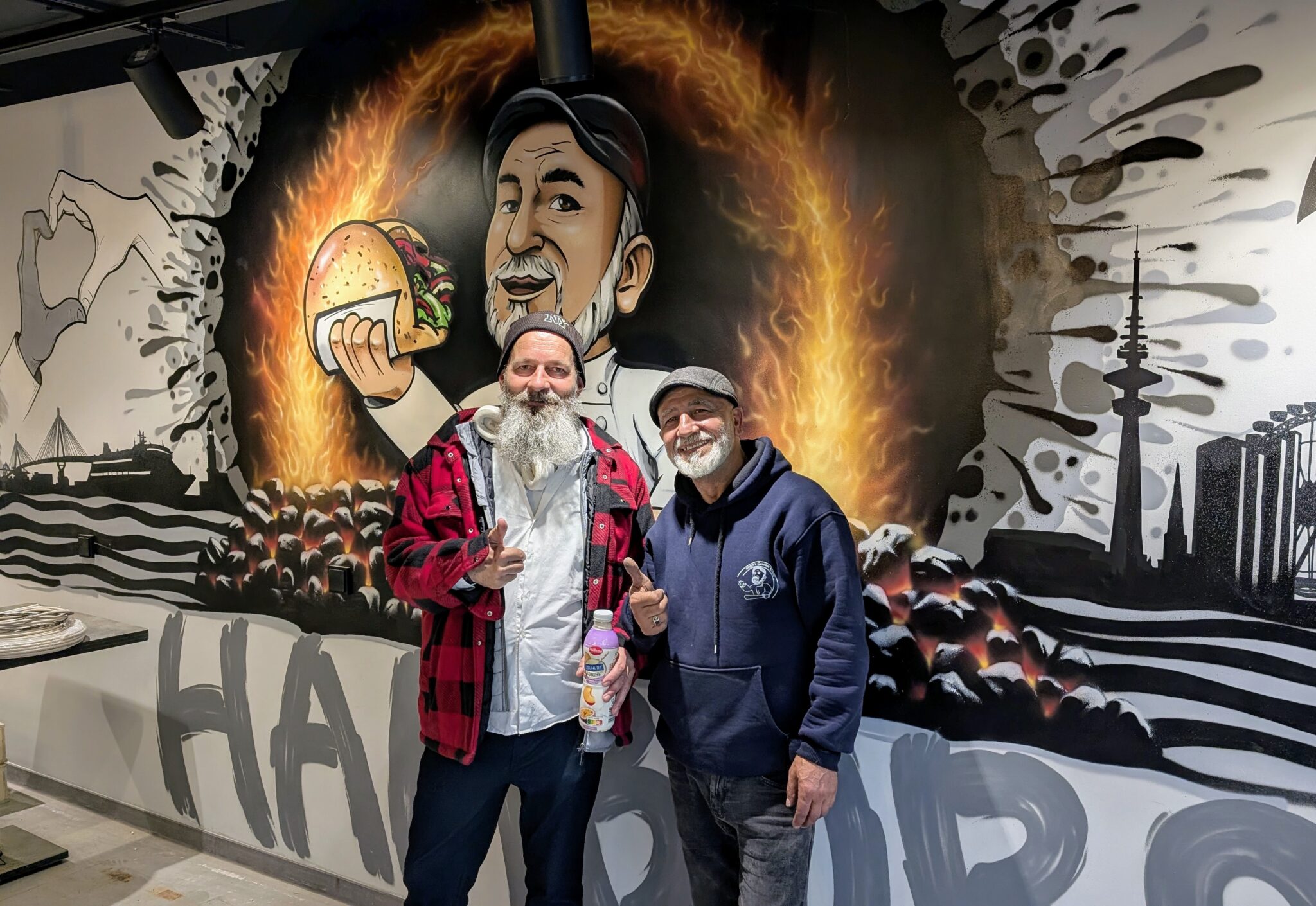 Siggy's Gemüse-Döner: Einblick in Holzkohle-Grill HH-Eimsbüttel
