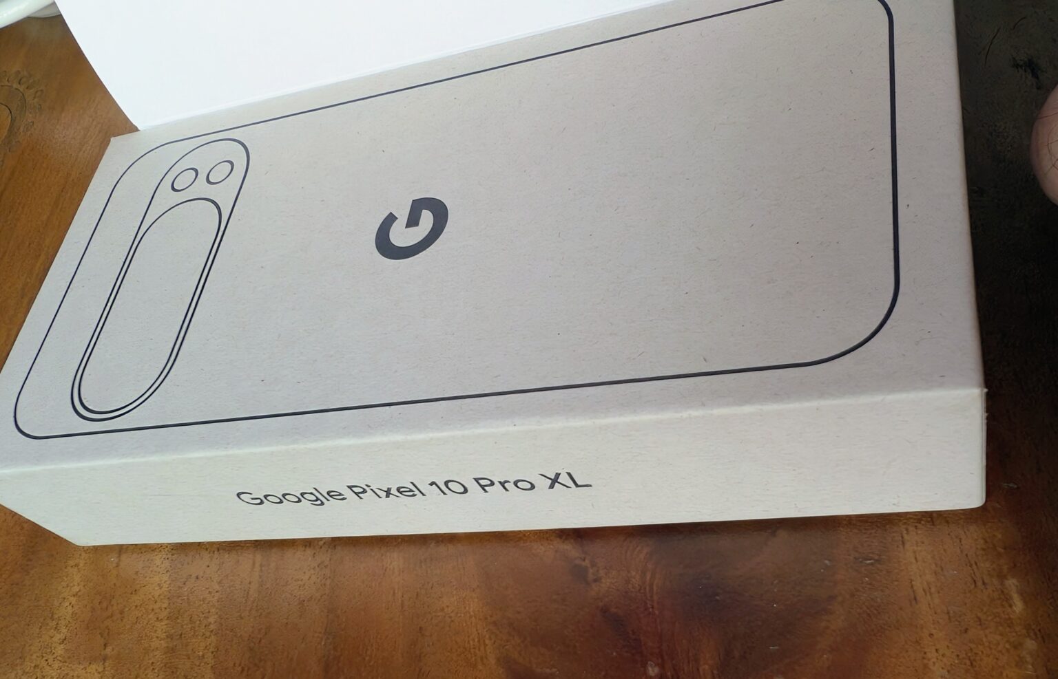 Google Pixel 10 Pro XL: Test zu Design, KI, Mediamarkt, Foto-Quali